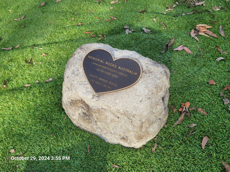 Garden cremation urn – Memorial Rocks Australia