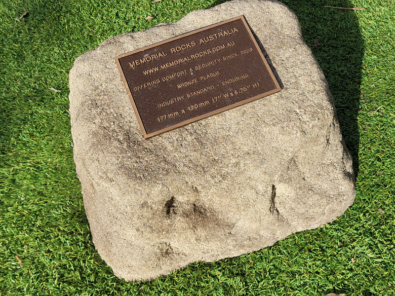 Outdoor urn for the cremated ashes of your loved one – Memorial Rocks ...